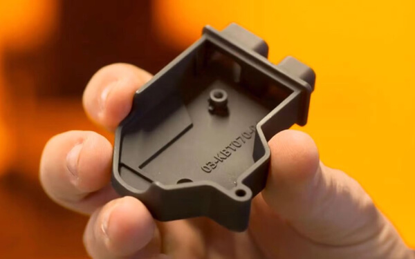 Treating Scoliosis with Exos Armor, a 3D Printed Back Brace - 3D Printing