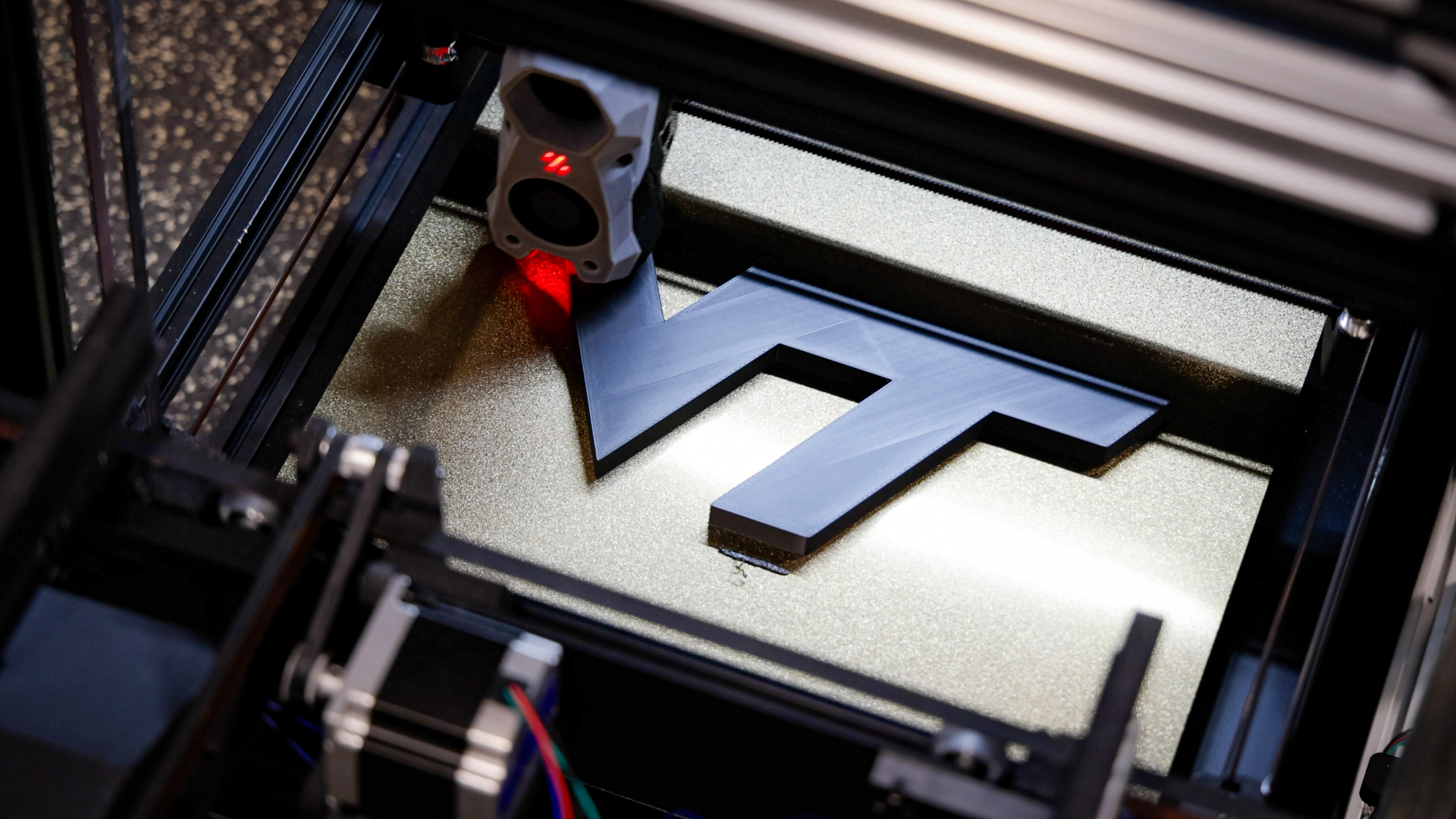 Virginia Tech Design Team Develops Automated 3D Printer Plate Swapper ...