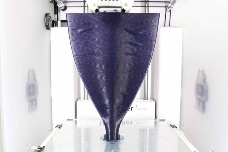 Turning Ocean Trash into Filament - 3D Printing